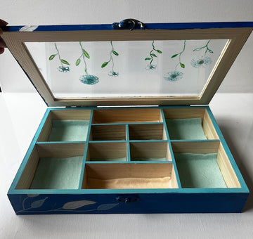 Hand painted gift boxes and decorations | Sinhascreations